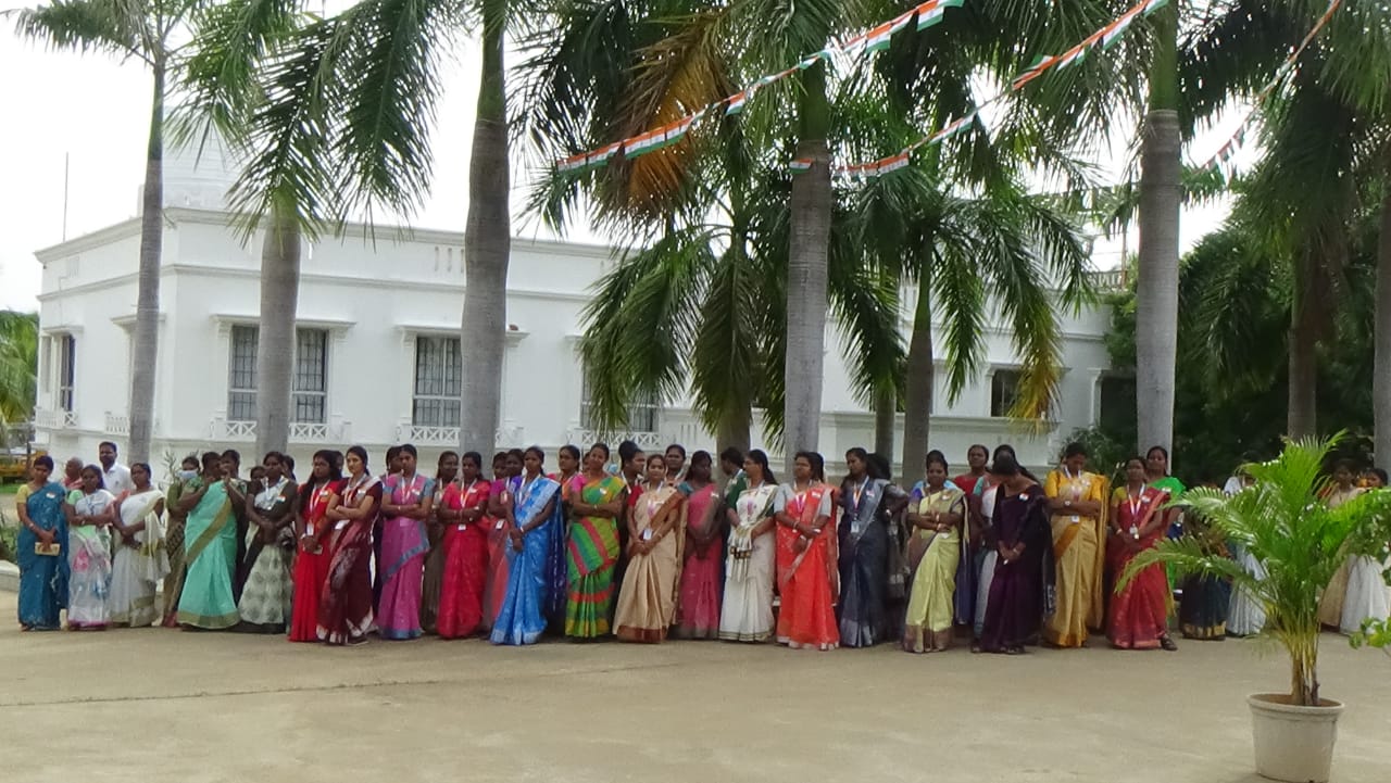 Home | Dhanalakshmi Srinivasan College of Engineering and Technology ...